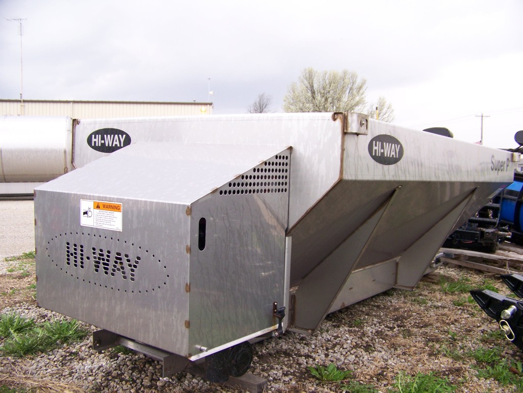 Hi-Way Super P salt spreader 2 | Linco Precision, LLC